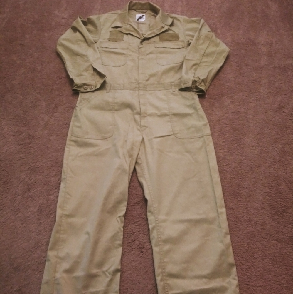Coveralls (Beige) - Gem